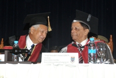 Dr Autrey installed as new Chancellor of UOM