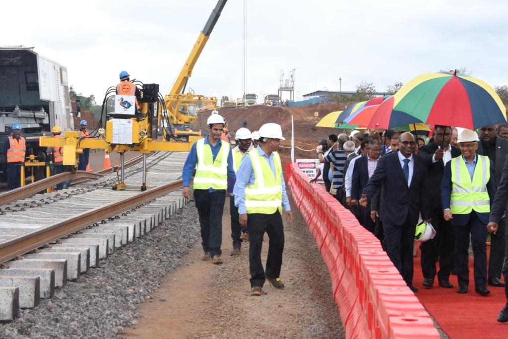Metro Express is the spine of the smart society of Mauritius, states ...