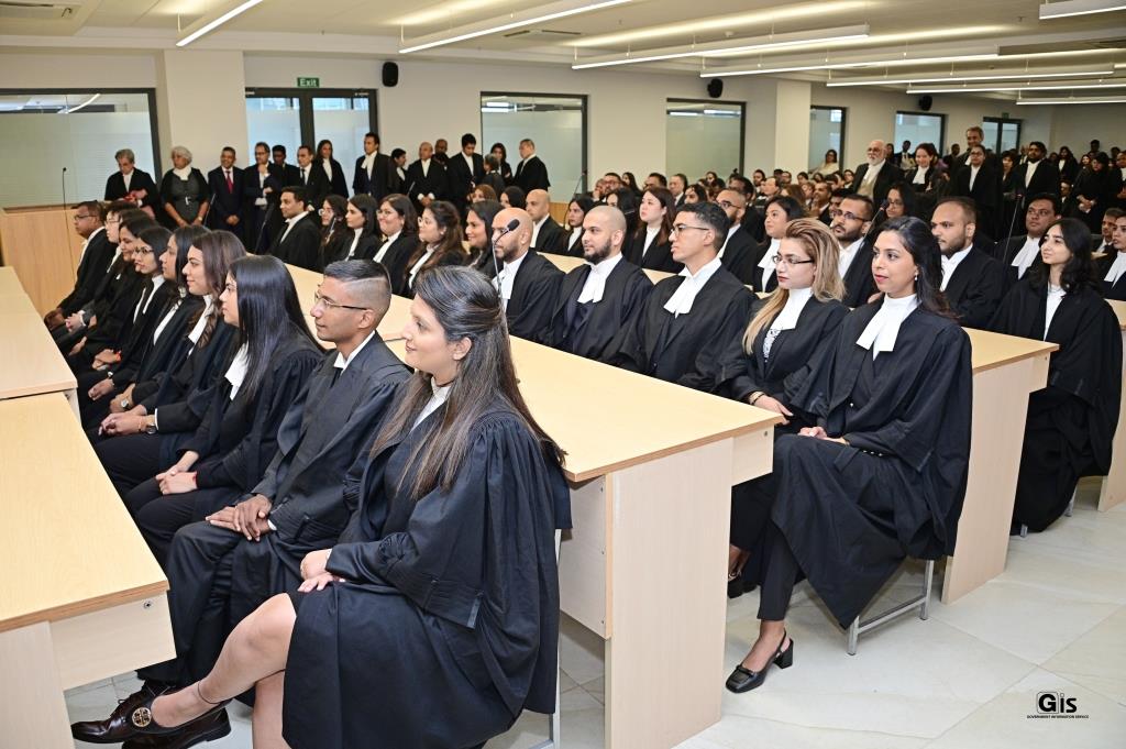 43 Prospective Barristers admitted to the Bar Council