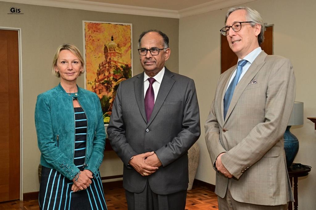 Ambassador for regional cooperation in the Indian Ocean Zone calls on Minister Ganoo