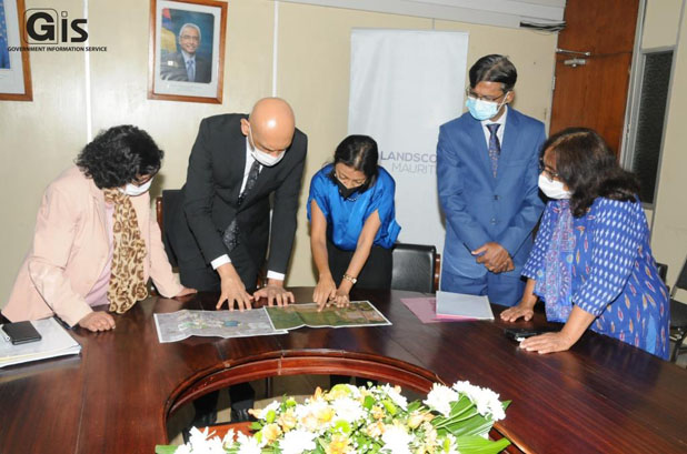 Côte d’Or projects: Health Ministry and Landscope (Mauritius) Ltd sign ...