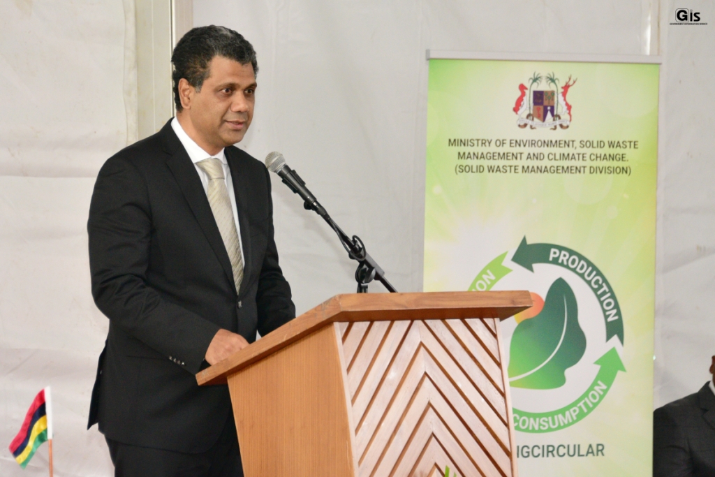 Circular economy: Minister Ramano inaugurates Composting Unit at SMF Vacoas