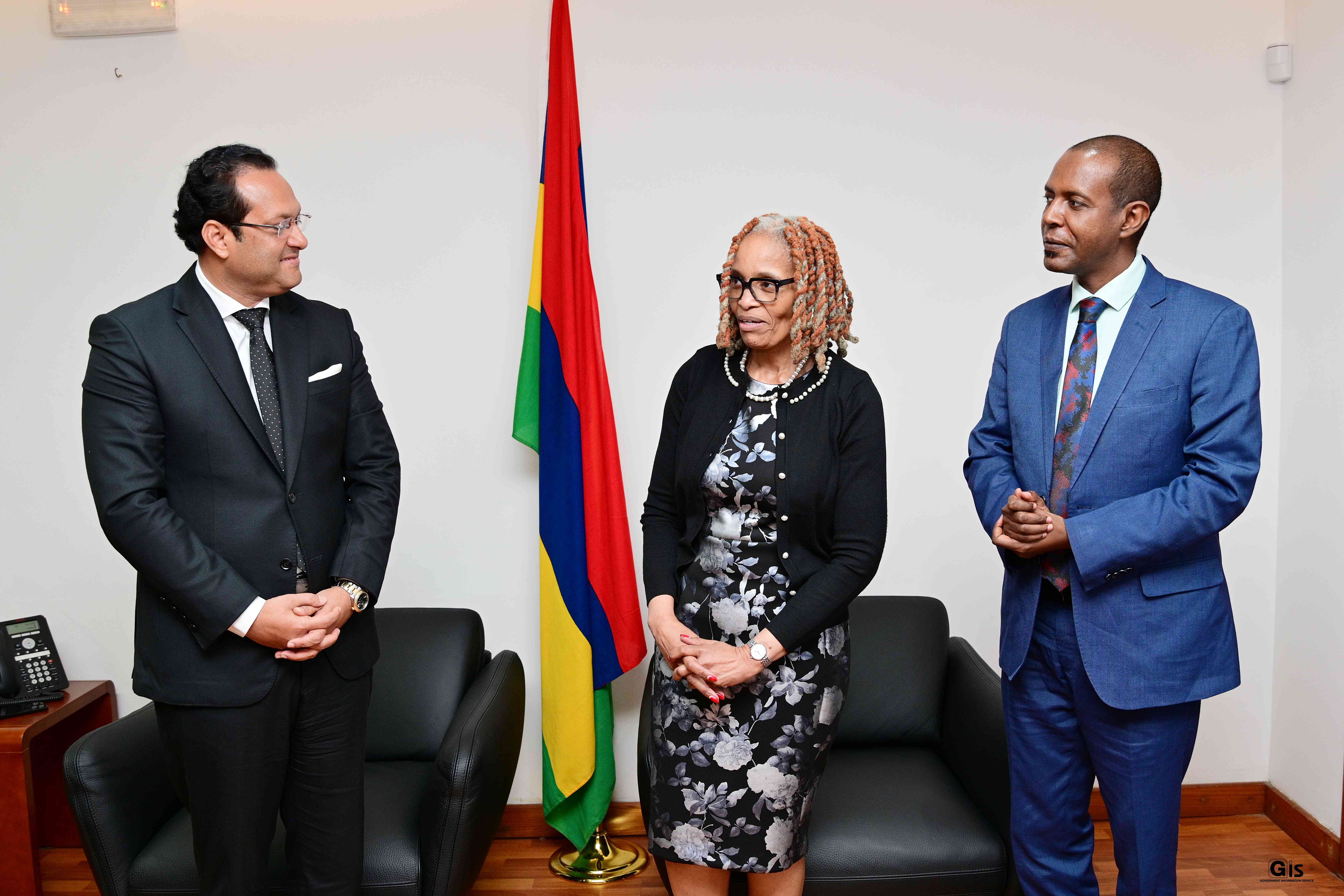 ESAAMLG Secretariat leads two-day mission in Mauritius