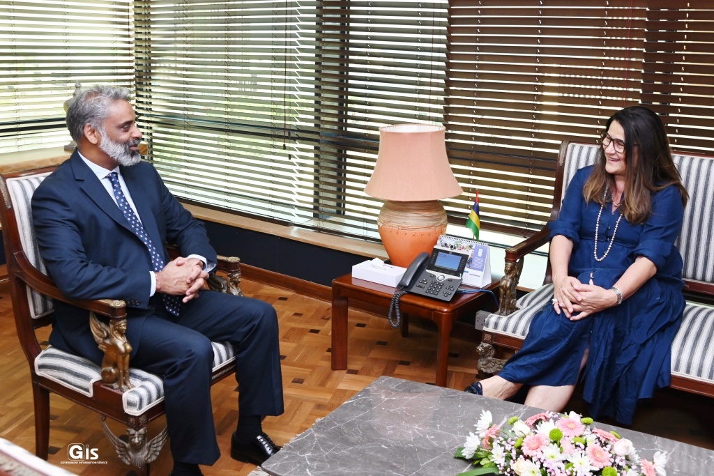 Foreign Affairs Minister receives Special Rapporteur on the Right to ...