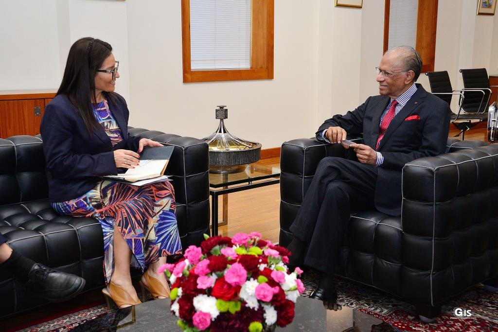 IFC and Mauritius explore opportunities to boost private sector investment