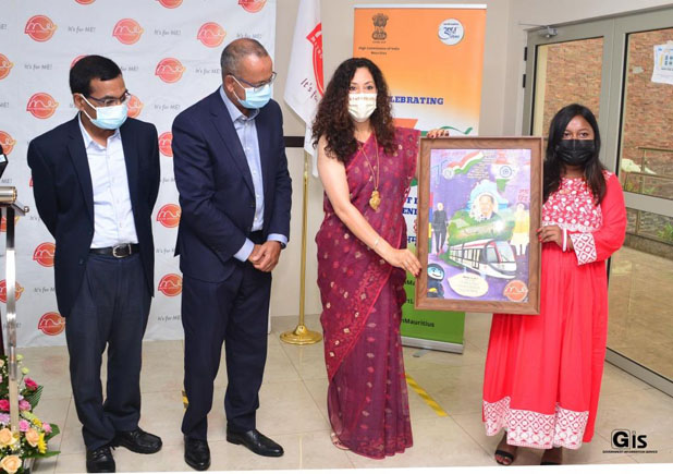 India-Mauritius collaboration: special wrapped train launched at Metro ...