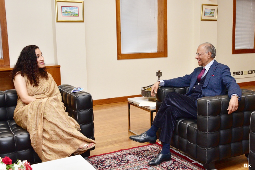 Indian High Commissioner Singla pays farewell call on Prime Minister ...