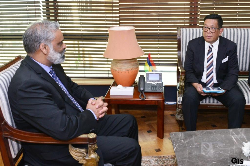 Indonesian Chargé d’Affaires en pied, Mr Siahaan, pays farewell call on ...