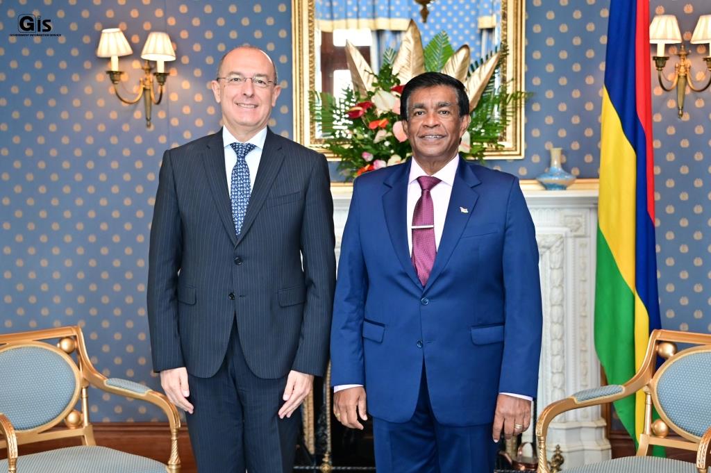 Italian Ambassador Paolo Cuculi meets the President of the Republic of ...