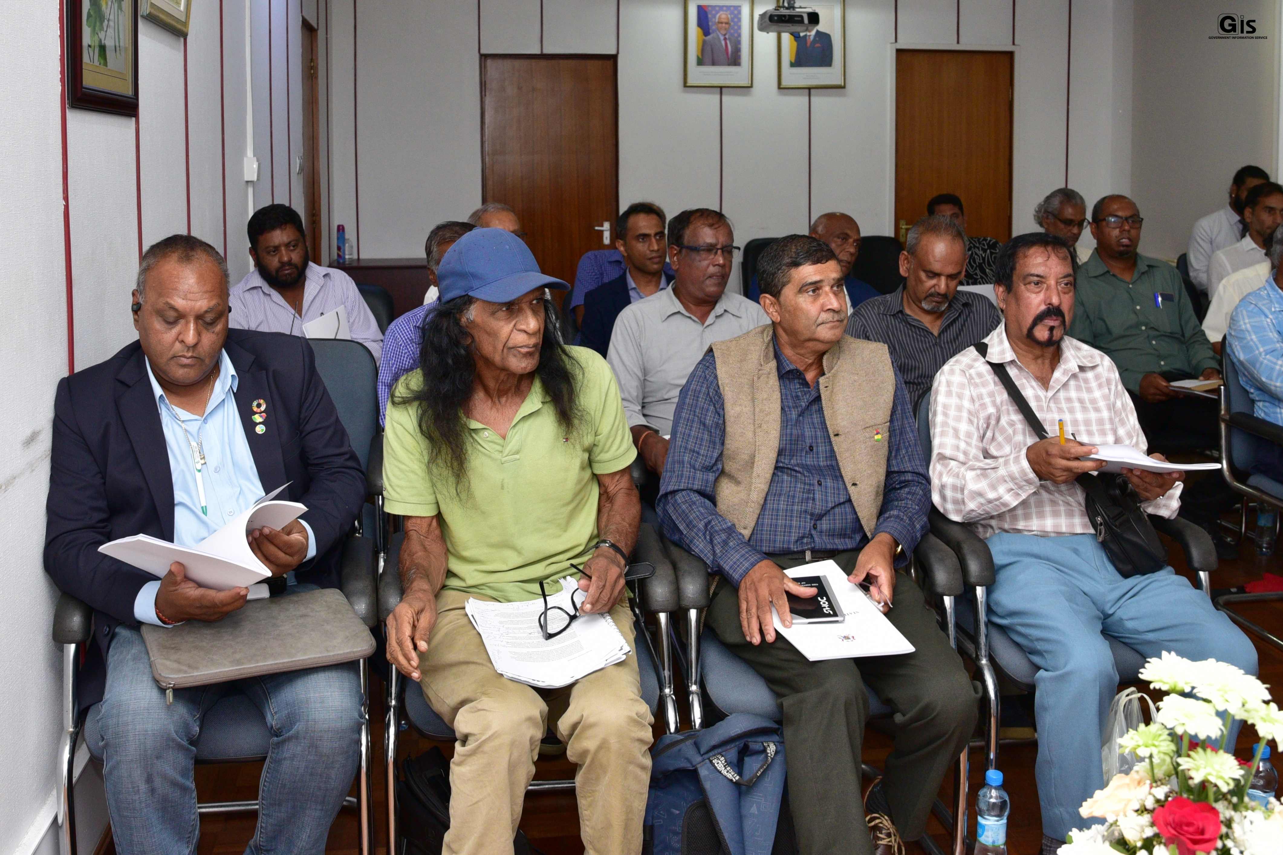 Junior Minister Damry engages Cooperative Societies to strengthen ...