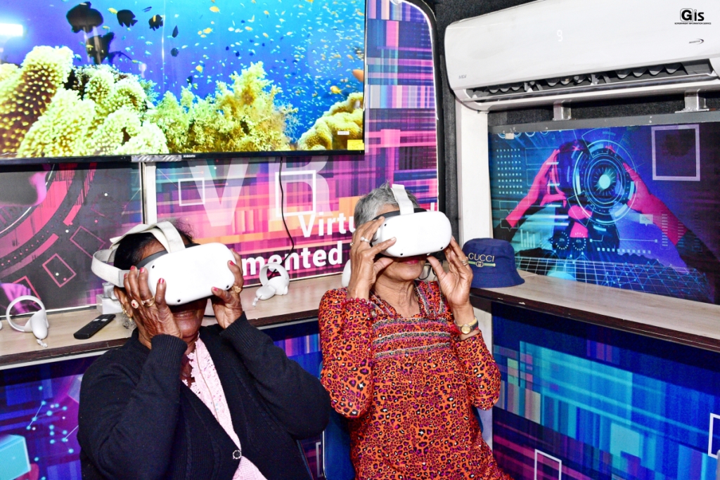 MDPA Digital Lab empowers 175 Elderly in embracing cutting-edge technology