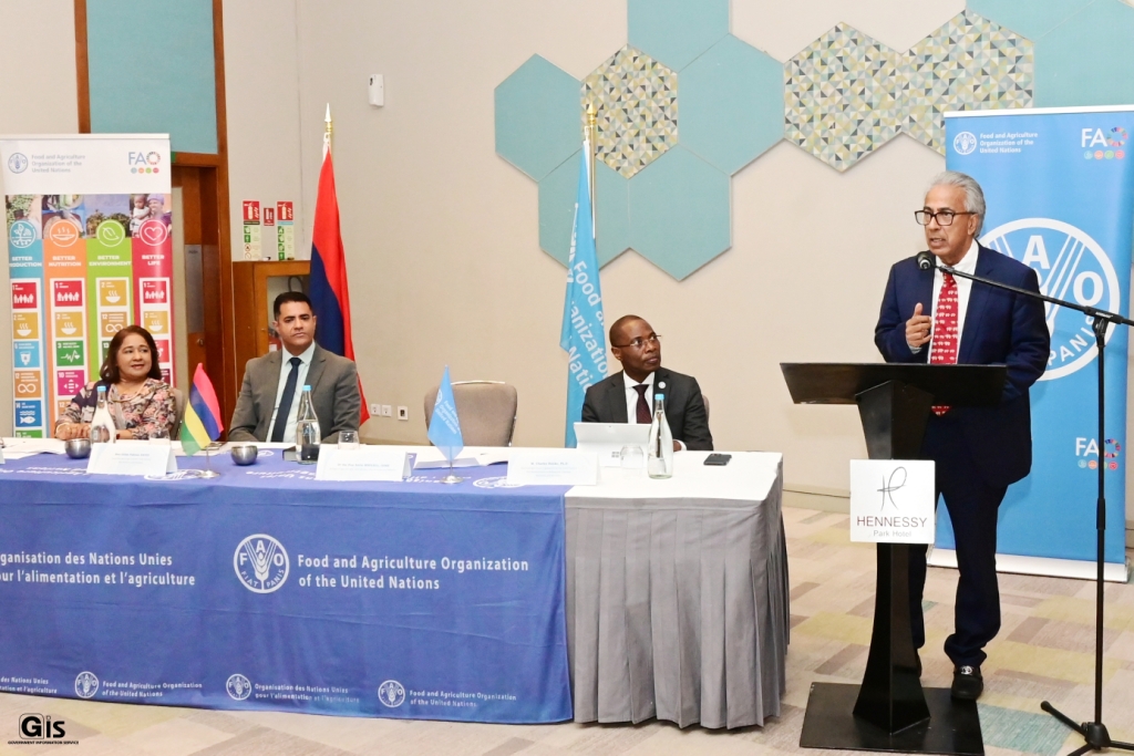 Mainstreaming Nature-based Solutions for resilient ecosystems in Mauritius