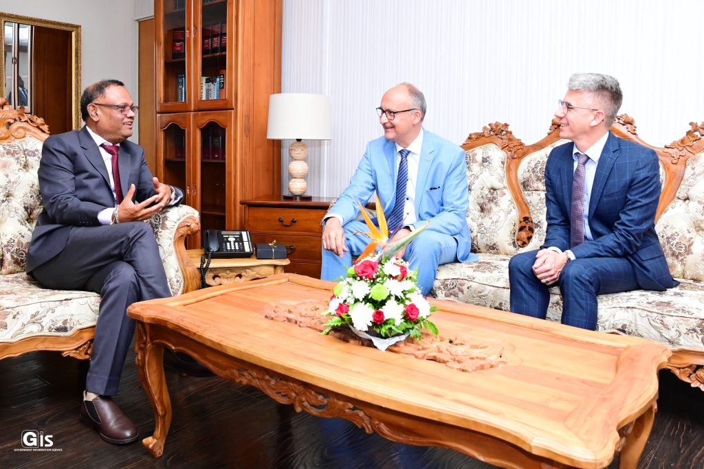 Mauritius and France to strengthen educational partnership