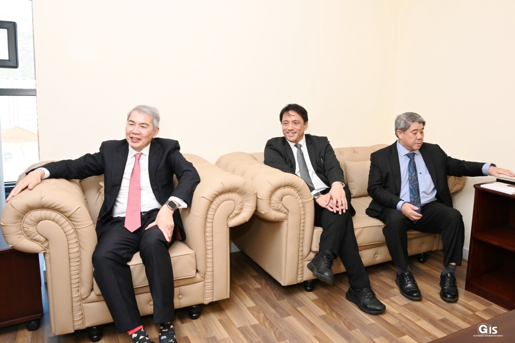 Mauritius and Singapore deepen cooperation in infrastructure development