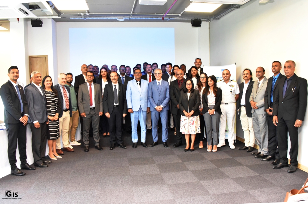 Mauritius benefits from international expertise for Port Facility ...