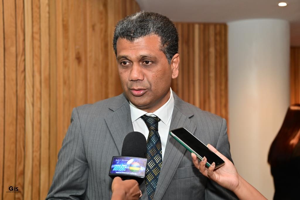 Mauritius is set to be exemplary in the combat against climate change ...