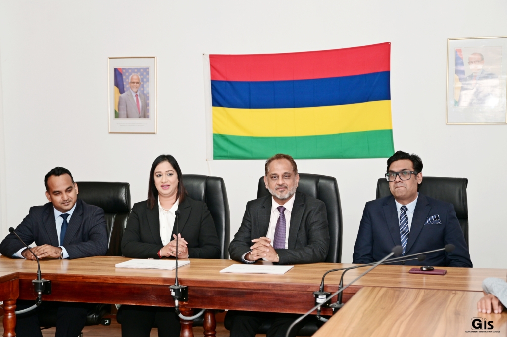 Members of Rodrigues Commission for Conciliation and Mediation ...