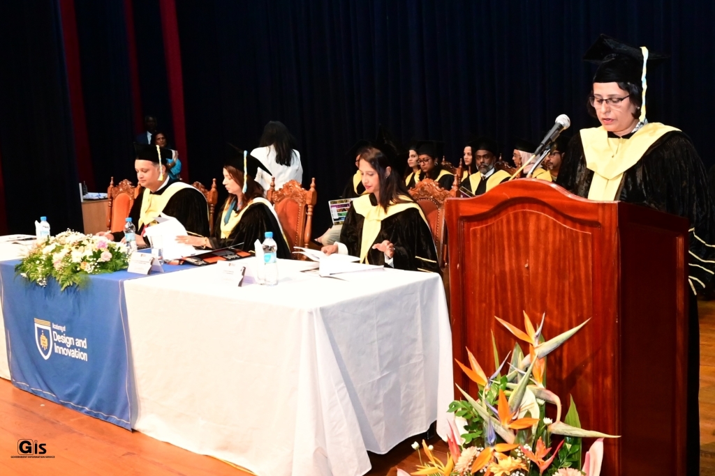 Minister Ameer Meea exhorts graduates to use their skills to build a ...
