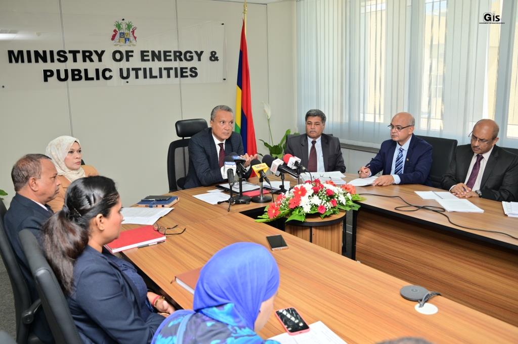 Minister Assirvaden appeals for judicious use of water