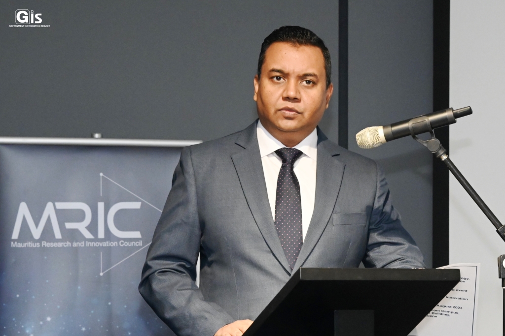 Minister Balgobin reiterates Government’s commitment to support ...