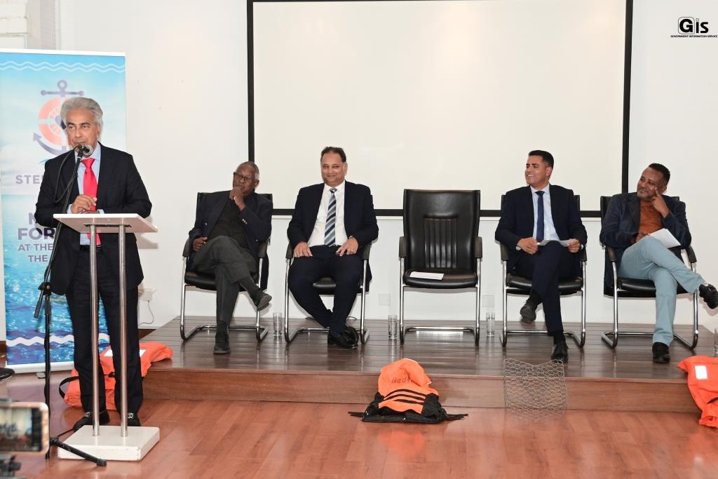 Minister Boolell advocates for empowerment of the fishermen community