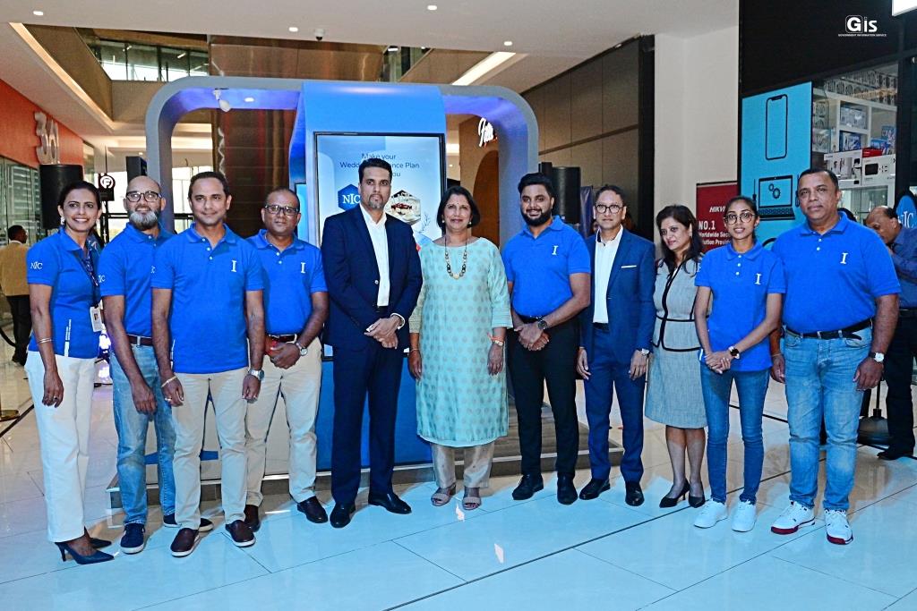 Minister Jeetun inaugurates NIC Kiosk at Tribeca Mall