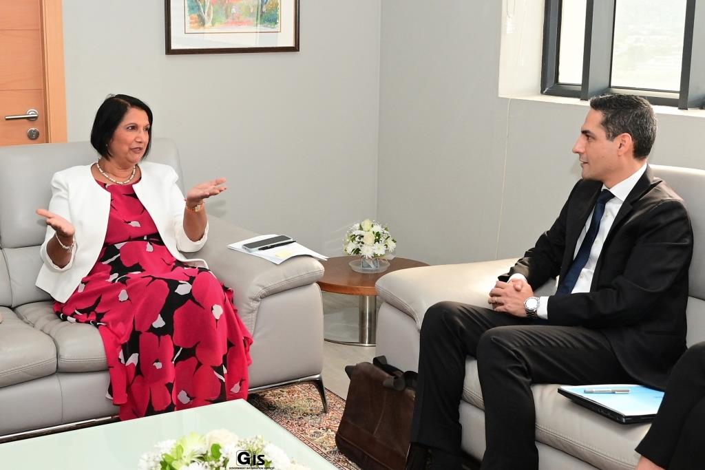 Minister Jeetun leads strategic dialogue on Mauritius’ Vision 2050