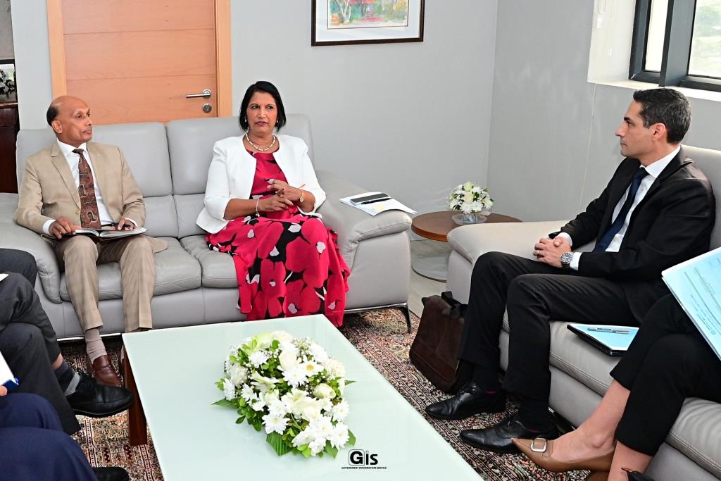 Minister Jeetun leads strategic dialogue on Mauritius’ Vision 2050