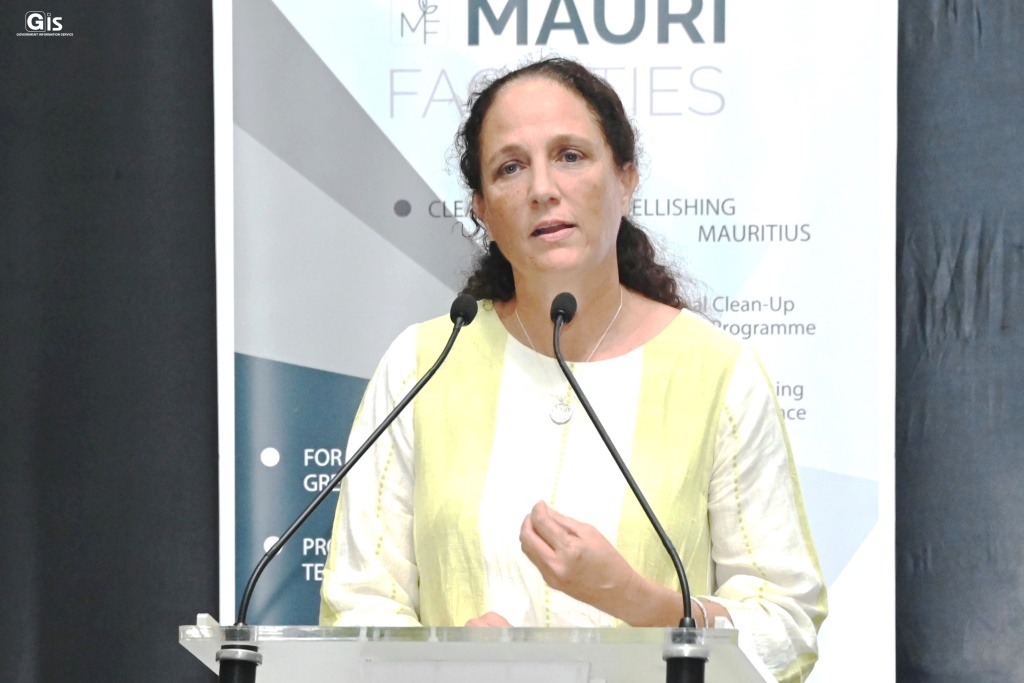 Minister Padayachy reiterates Government’s commitment to financially ...