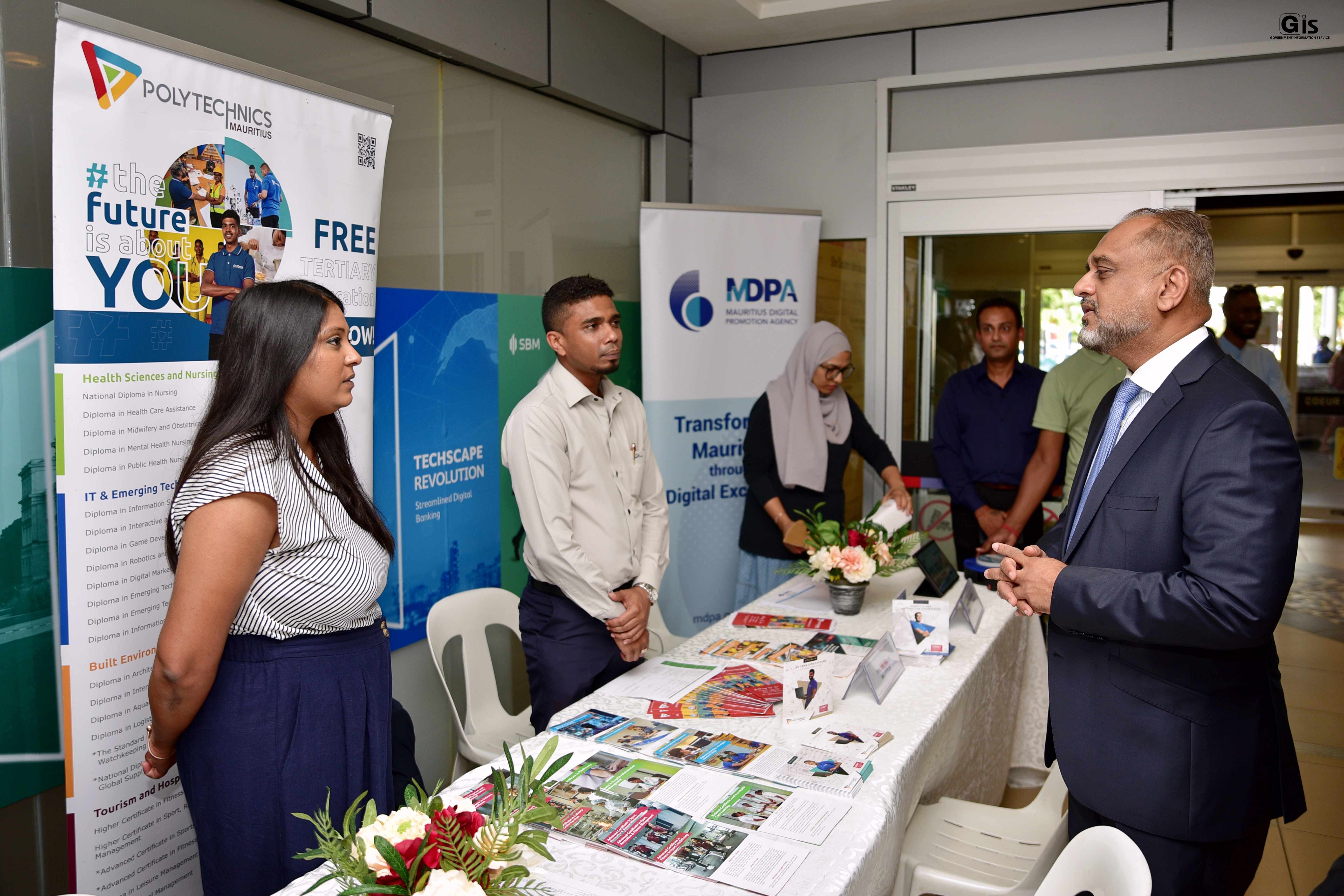 Minister Uteem pledges to ease access to employment and training ...