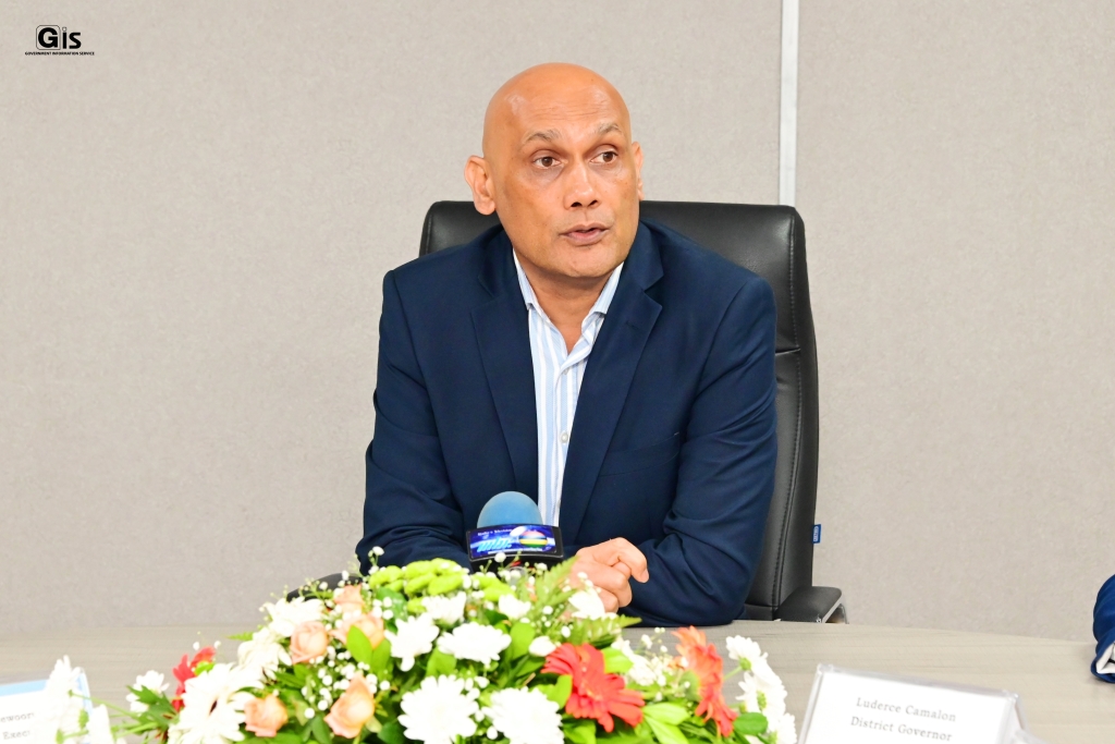 Ministry of Health and Wellness and Rotary Club of Bagatelle sign MoA ...