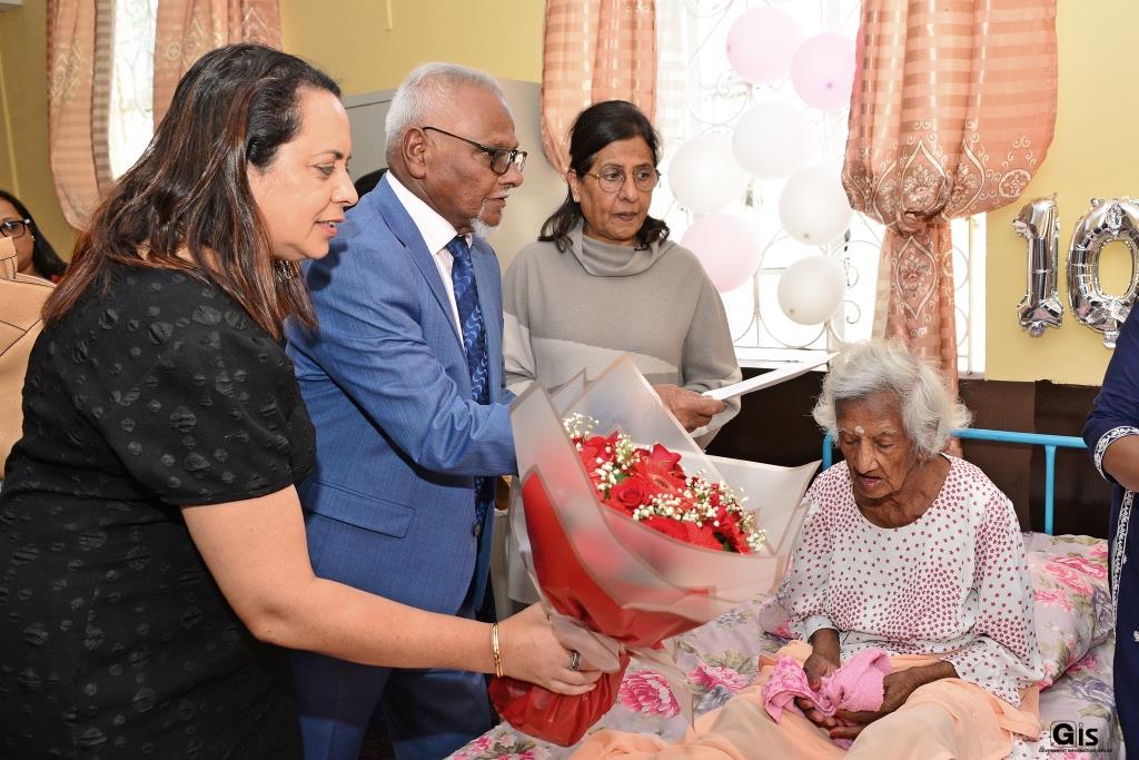 Mrs Dewonteea Domah celebrates her 100th birthday in Port Louis