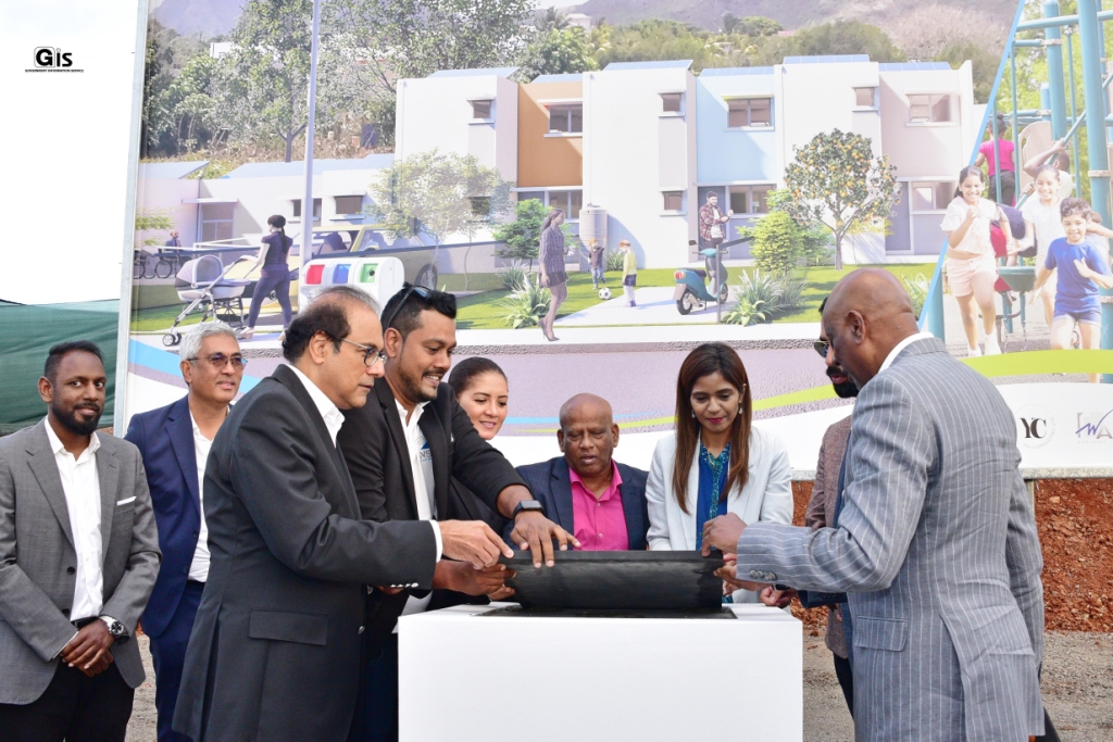 NSLD Notre Dame social housing project: DPM Obeegadoo lays foundation stone