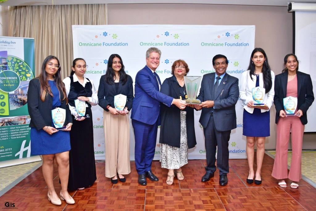 Omnicane Award: President Roopun encourages students to reduce, reuse ...