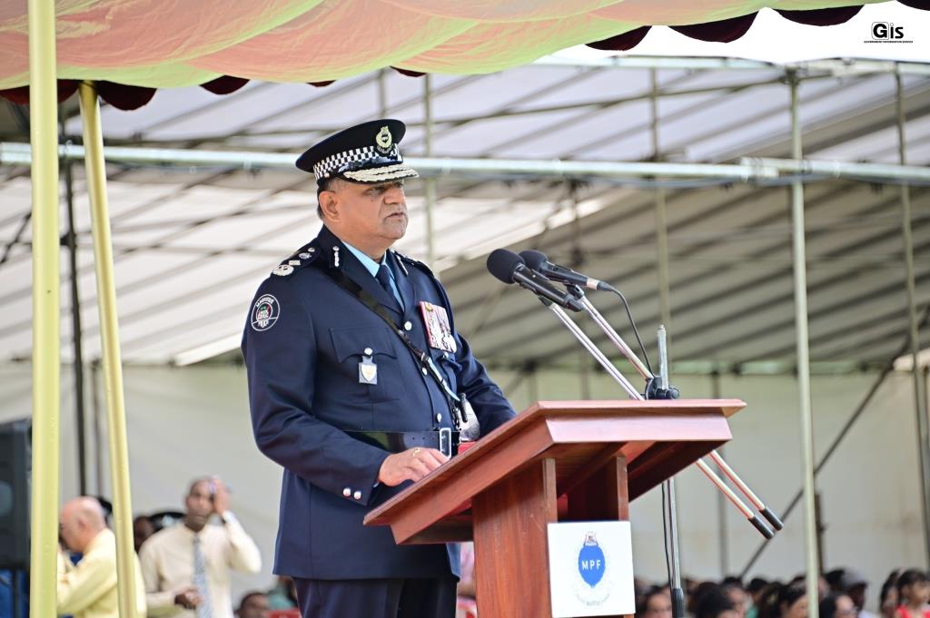 Police Officers rewarded for their outstanding performance in the line ...