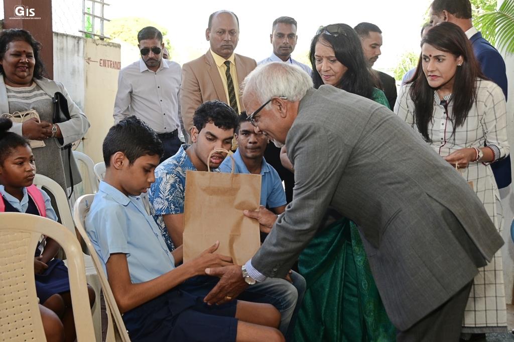 President Gokhool highlights importance of promoting an equitable and ...