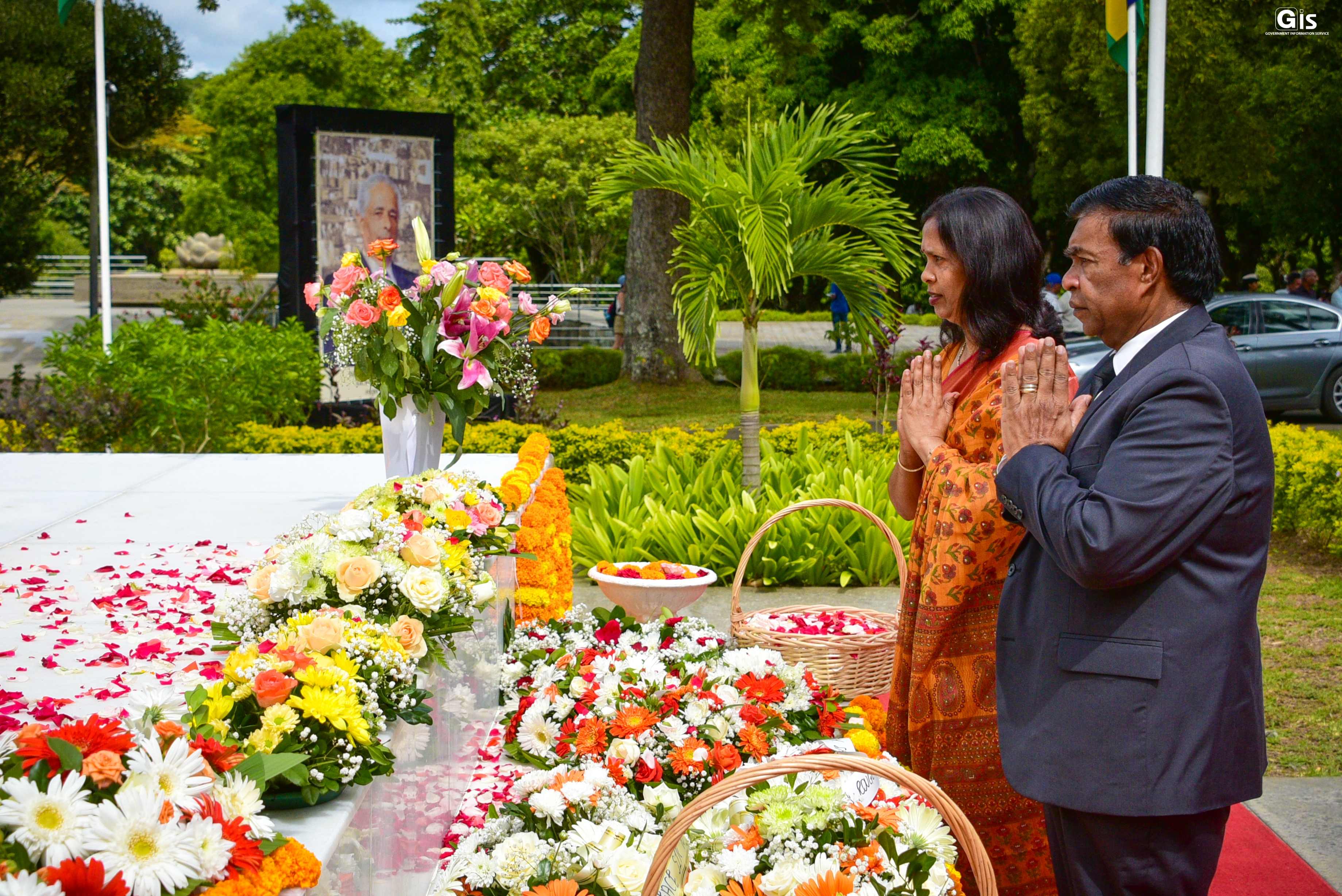 President Roopun pays homage to Late SAJ