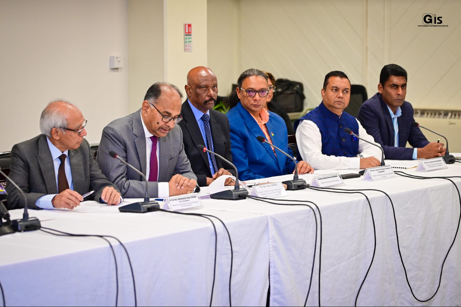 Prime Minister chairs first Task Force meeting on Père Laval pilgrimage