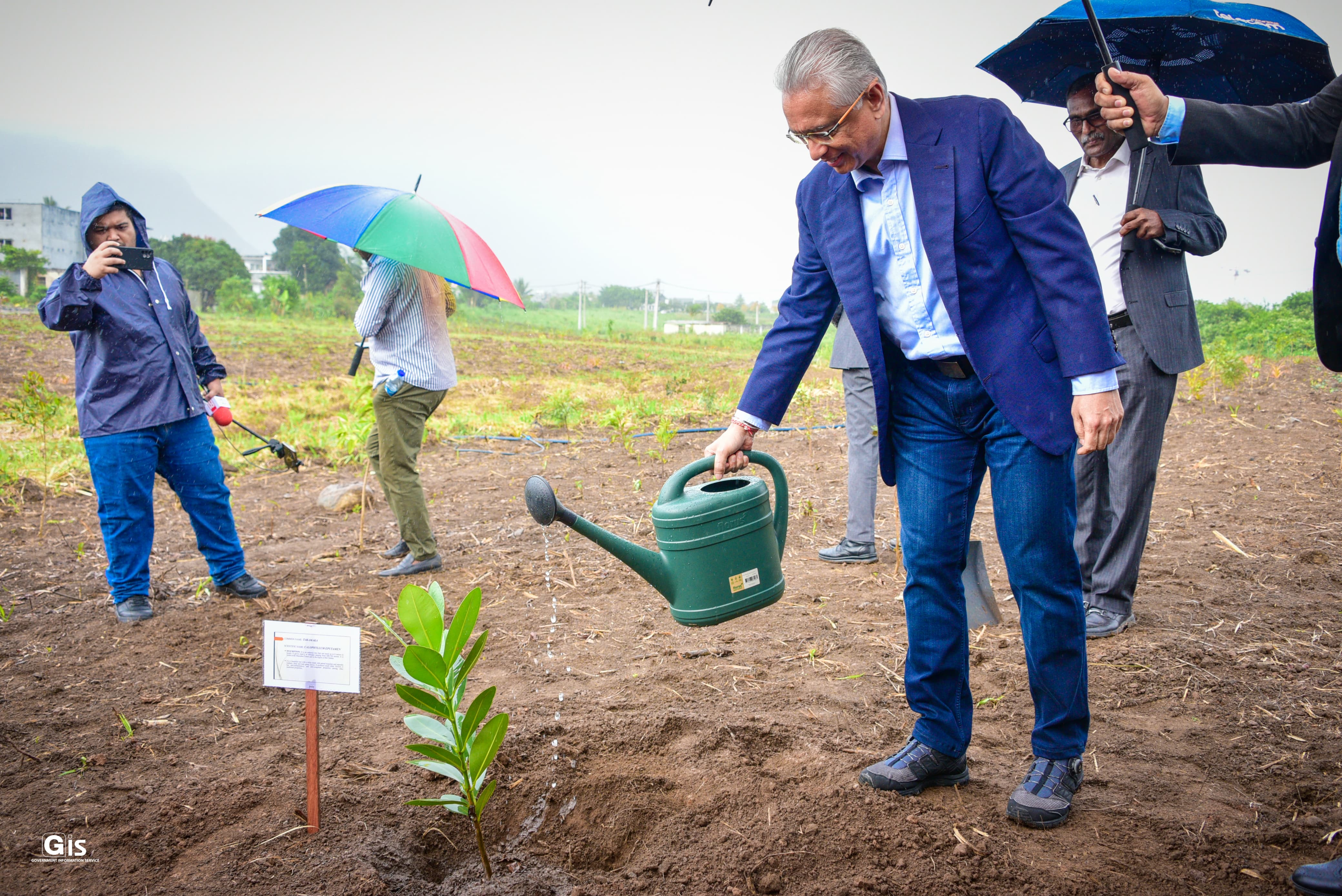 Prime Minister launches mini forest project at Telfair