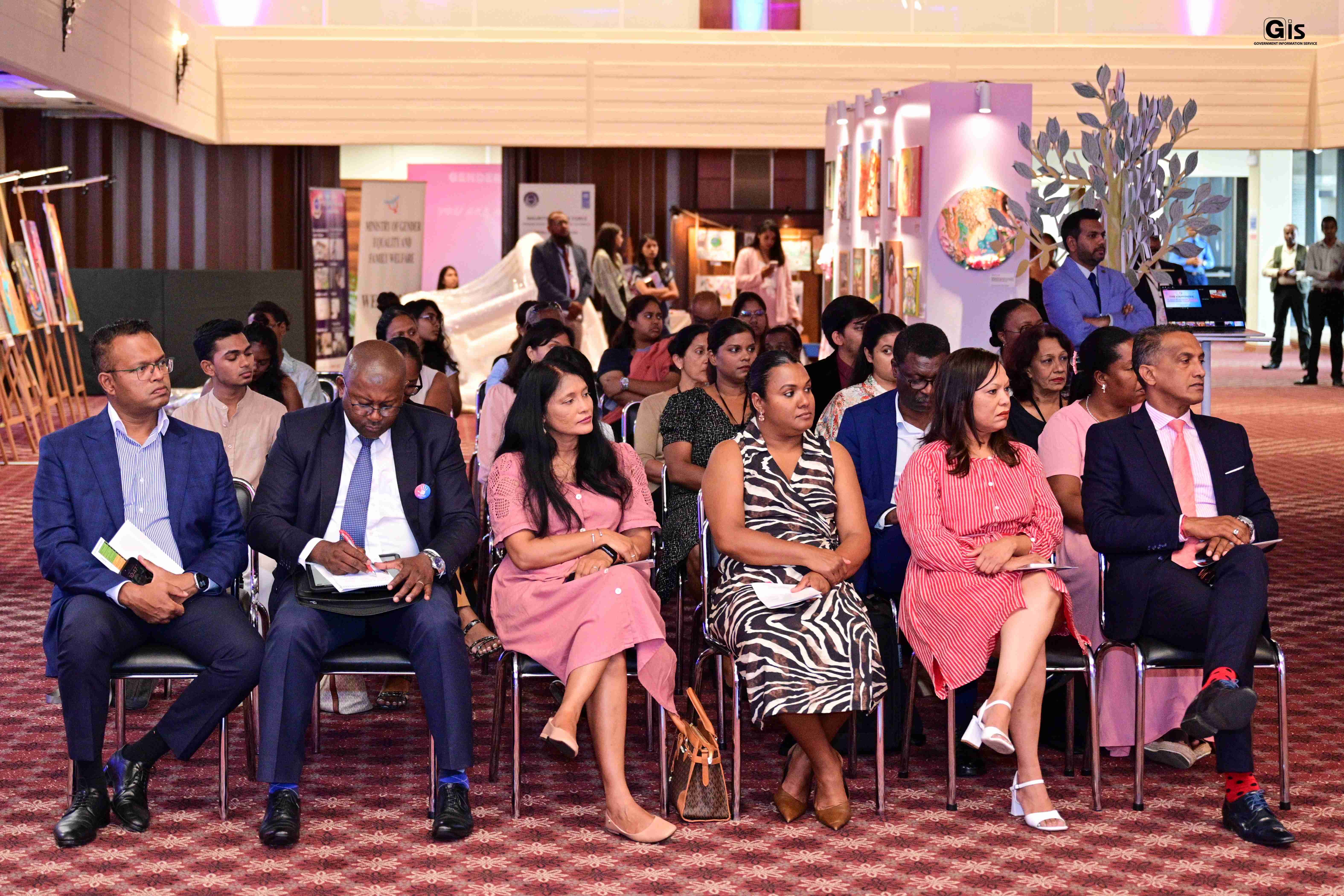 Roundtable discussions renew efforts to combat Gender-Based Violence in Rodrigues