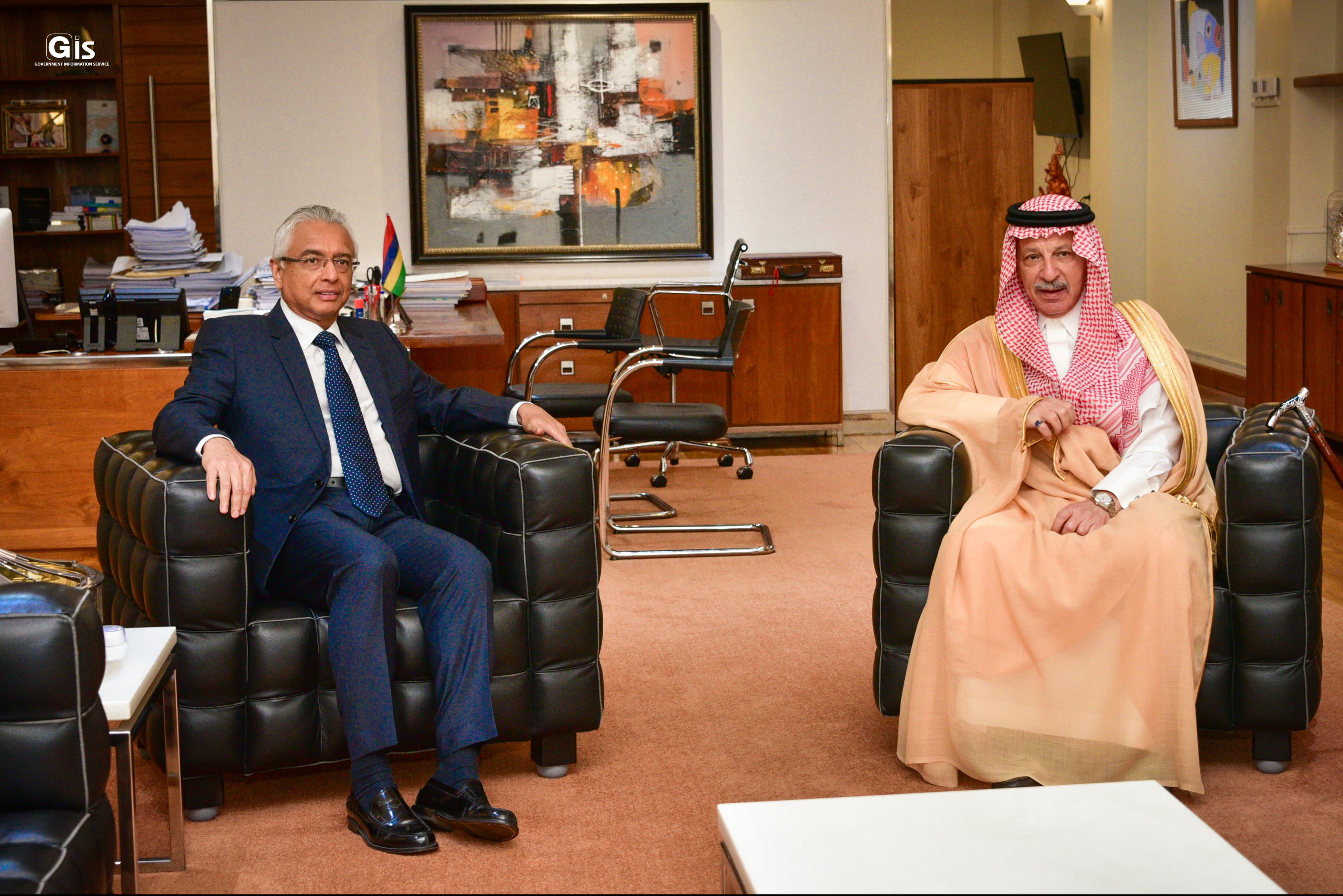 Saudi Royal Court Adviser meets Prime Minister Jugnauth