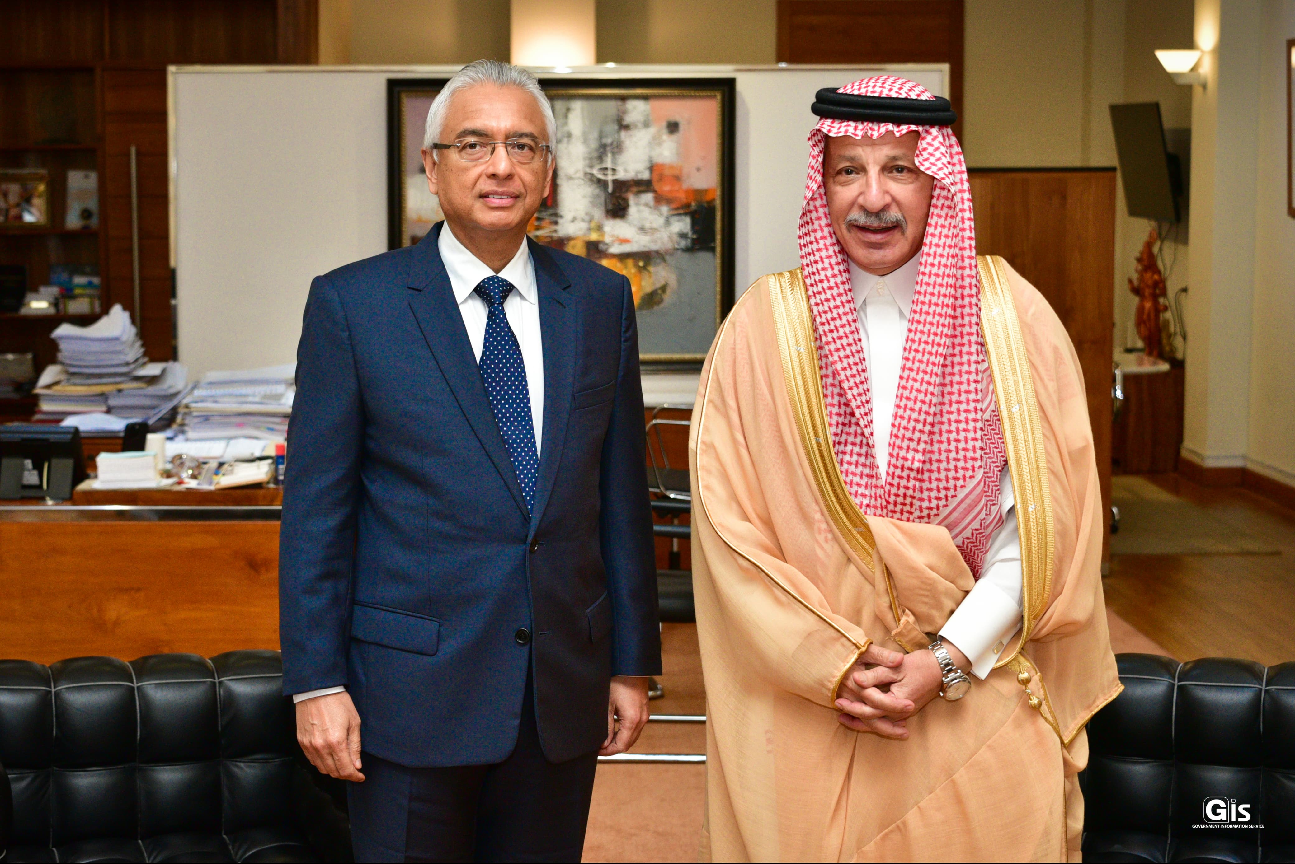 Saudi Royal Court Adviser meets Prime Minister Jugnauth