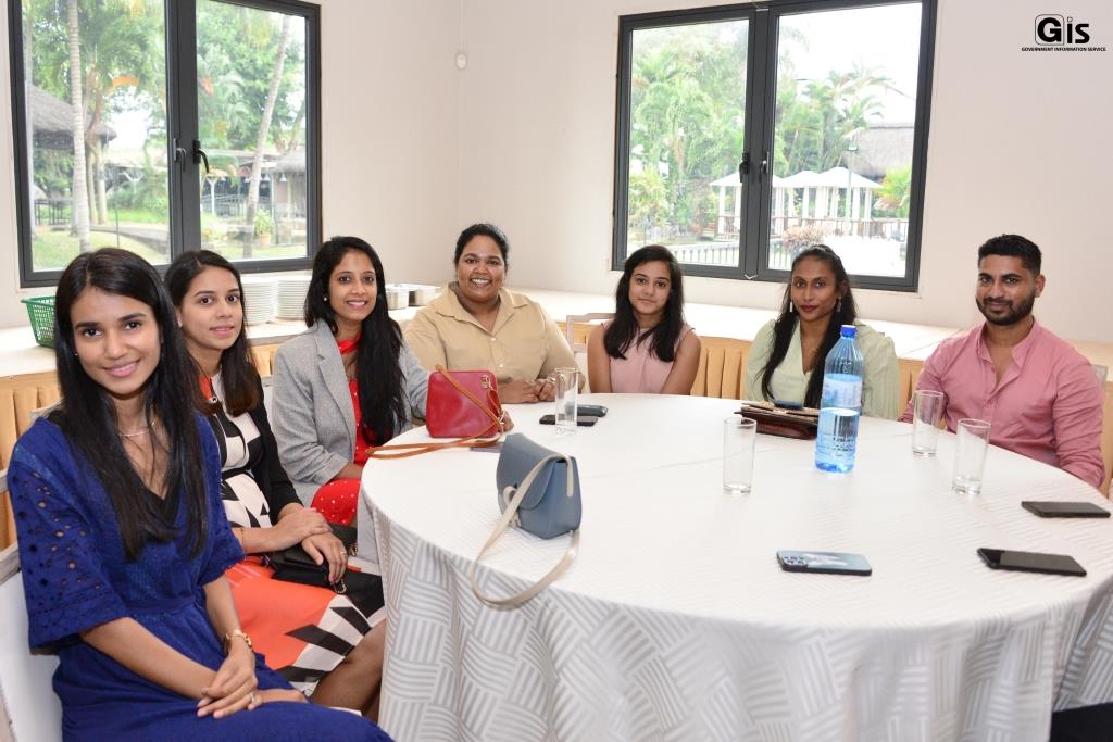 Surgeons familiarise themselves with latest advances in surgical technology