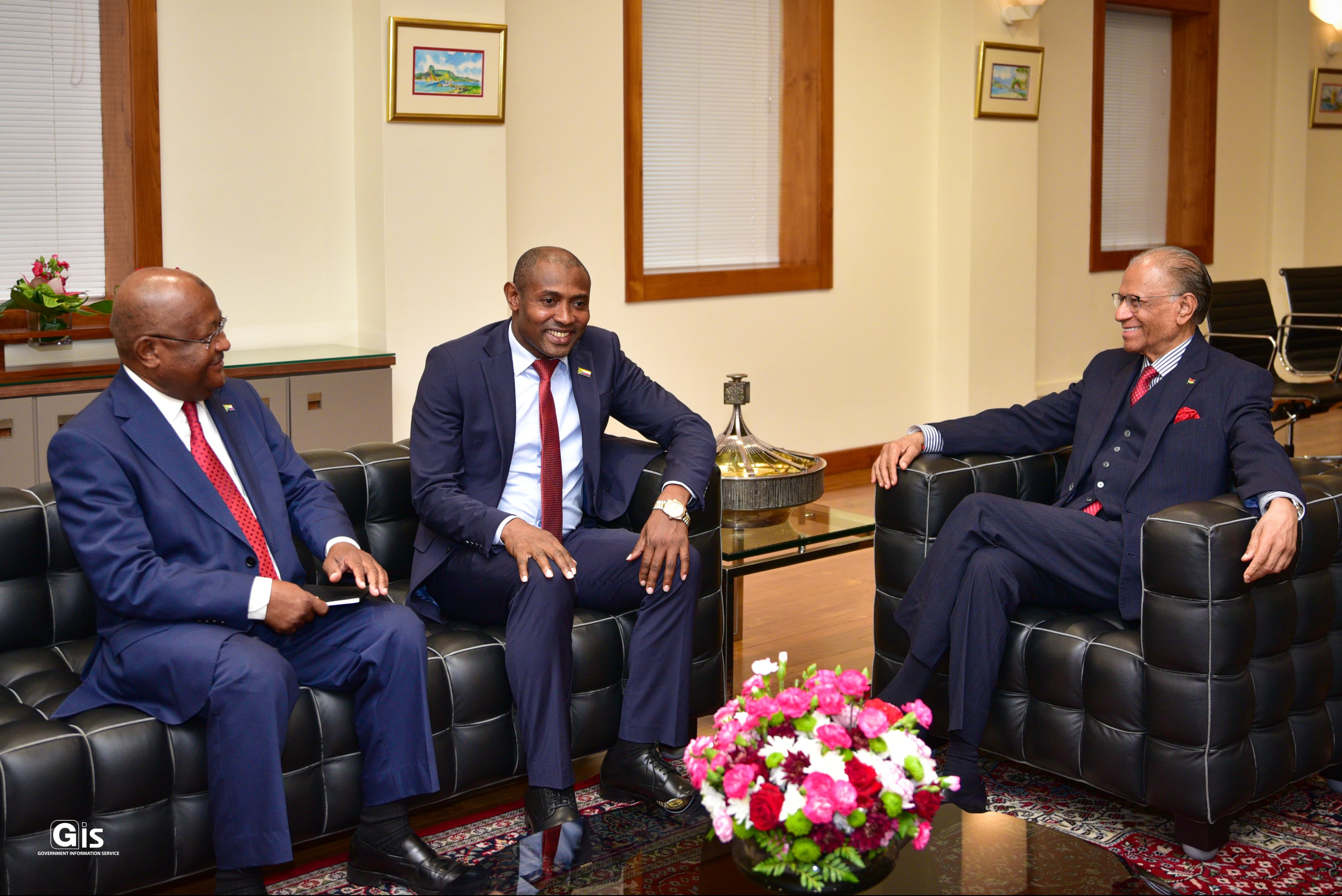 Union of Comoros consolidates bilateral ties with Mauritius