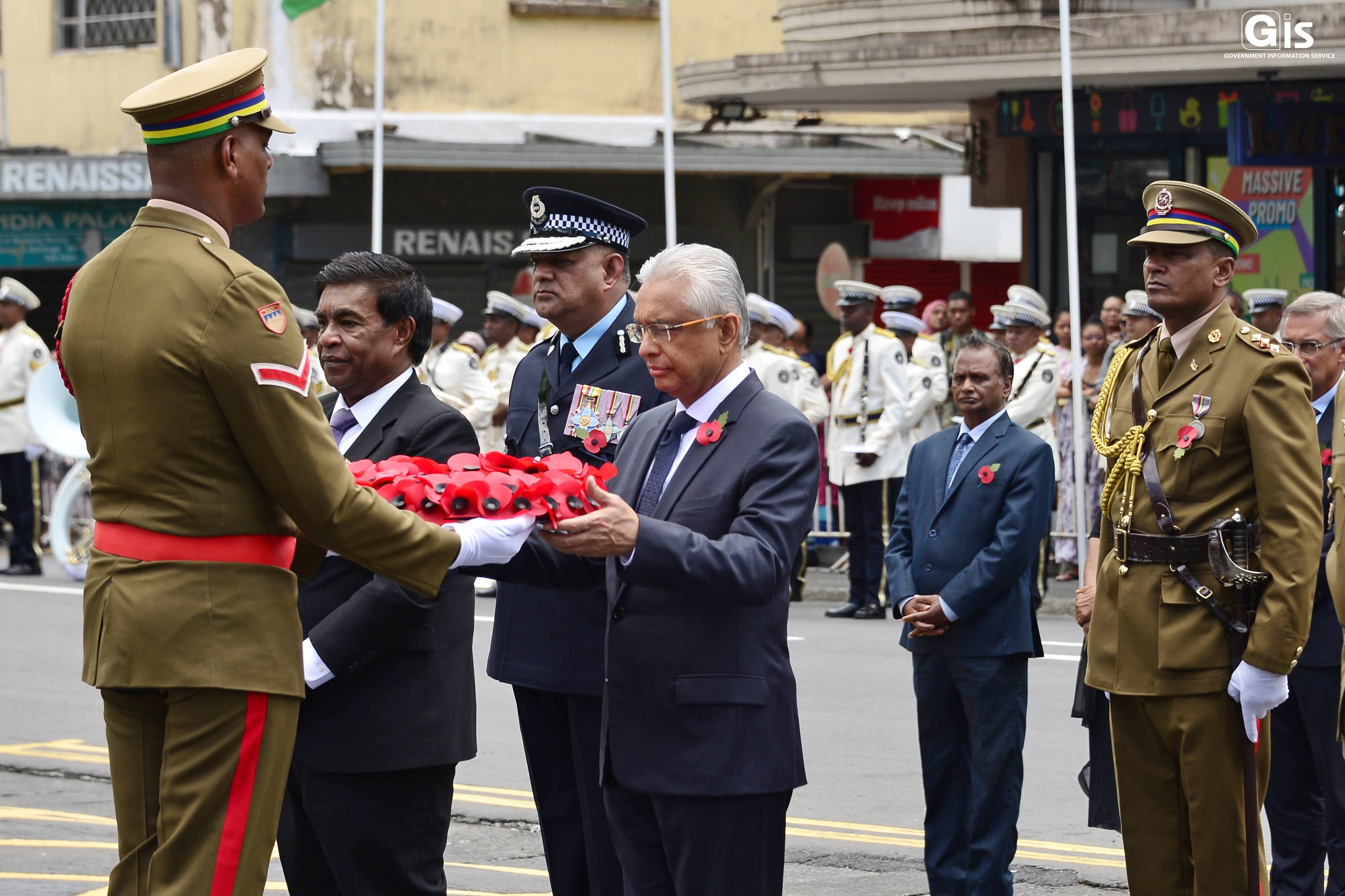 Wreath laying at the War Memorial to commemorate Remembrance Day