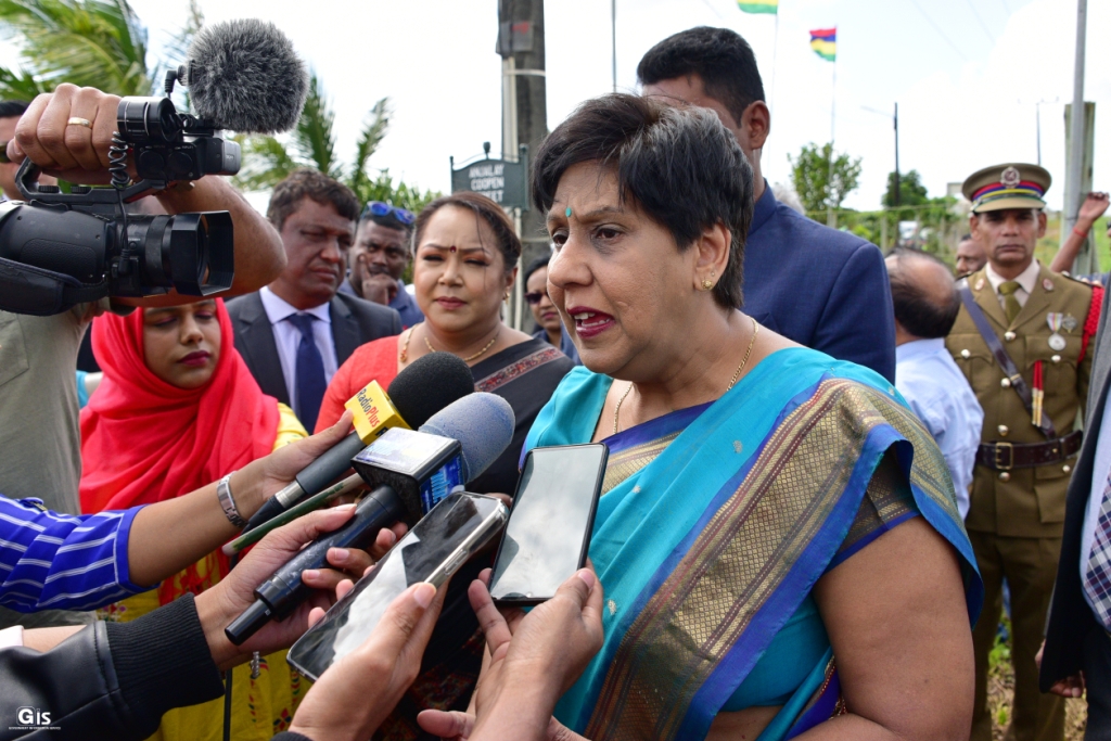 Wreath-laying ceremony held to commemorate 80th Death Anniversary of ...