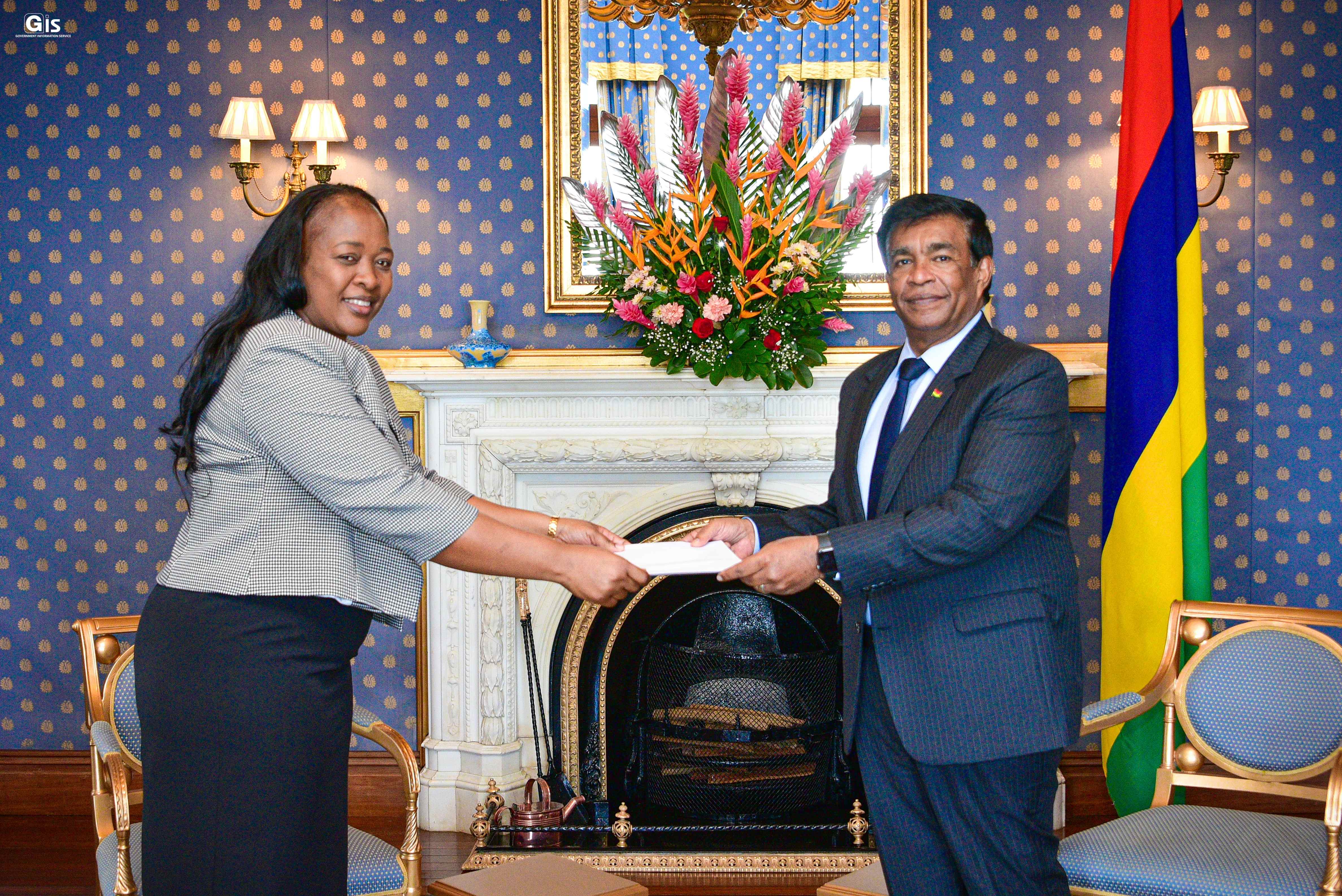 Zambian High Commissioner-Designate presents Credentials to President ...