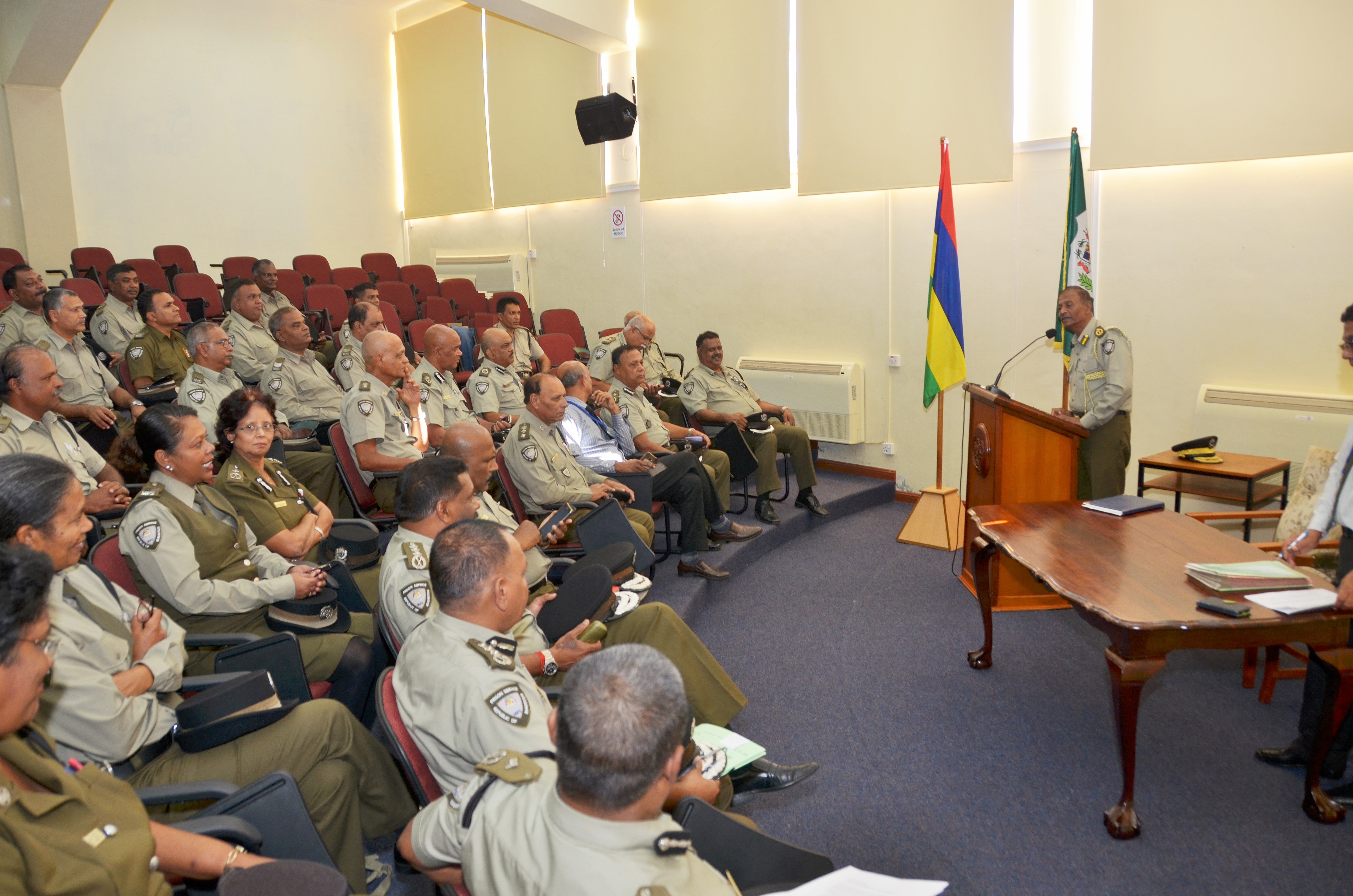 Promotion pour 25 cadres de la prison